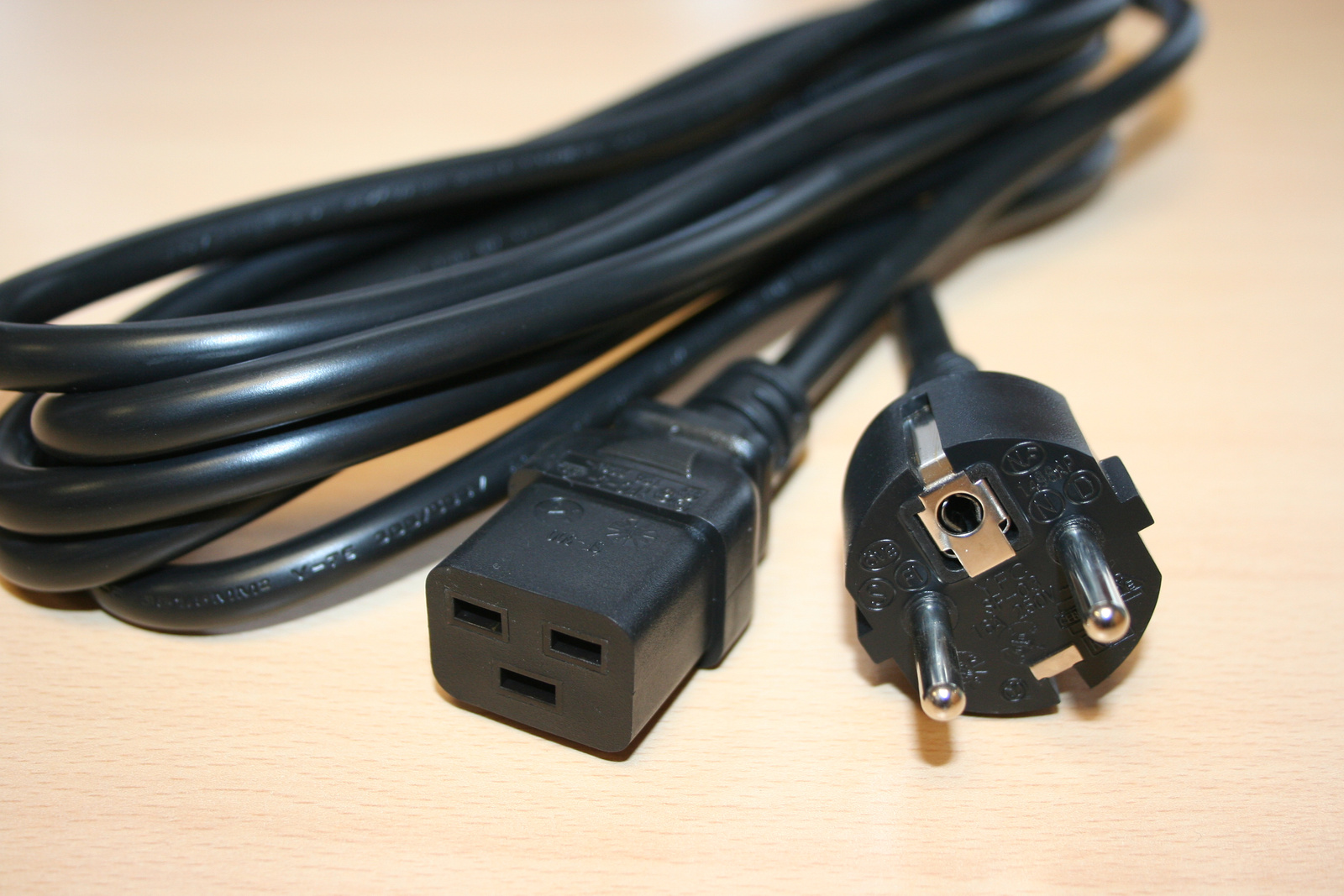 CAB-AC-2500W Kabel Zasilający Cisco | Network devices \ ACCESSORIES ...