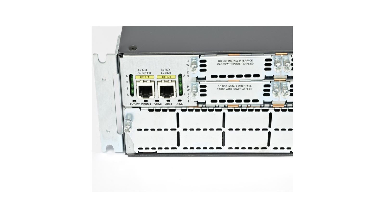 Router CISCO 2821 w/ AC PWR,2GE,4HWICs,3PVDM,1NME-X,2AIM,IPBASE,64F ...